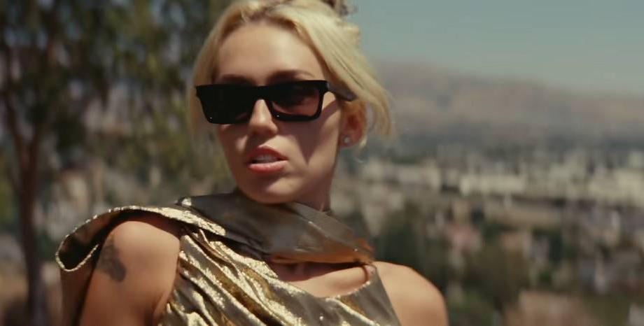 „Flowers“ на Miley Cyrus е най-излъчваната песен в ефира през 2023 г ...