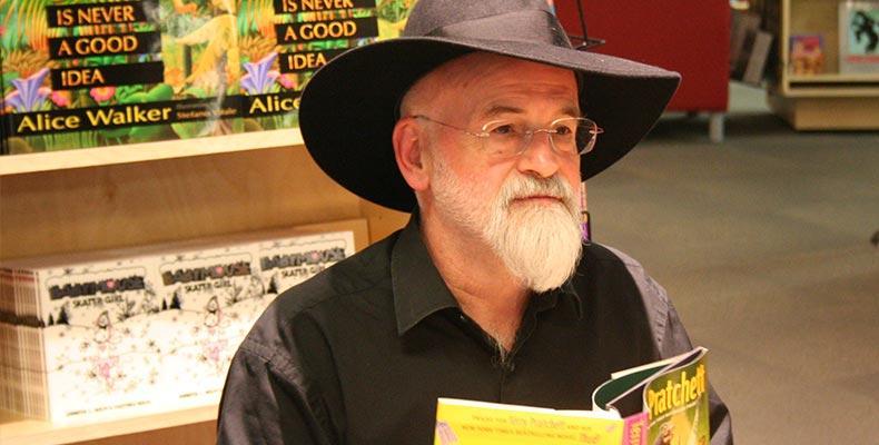 Почина британския писател Тери Пратчет | Radio Nova - Just Listen!