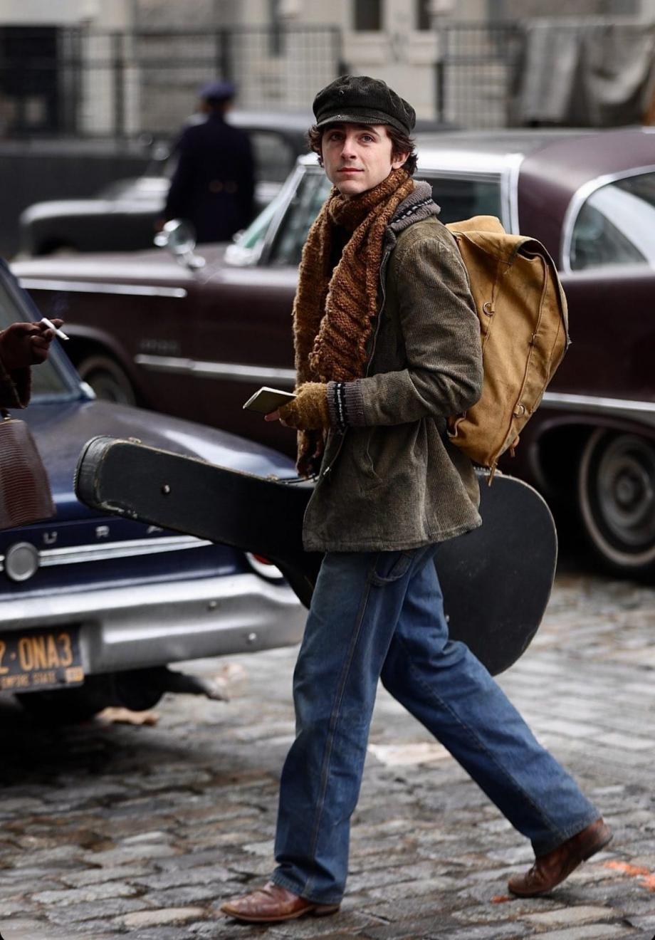 Timothée Chalamet в образа на младия Bob Dylan | CITY Radio&TV - Хитове ...